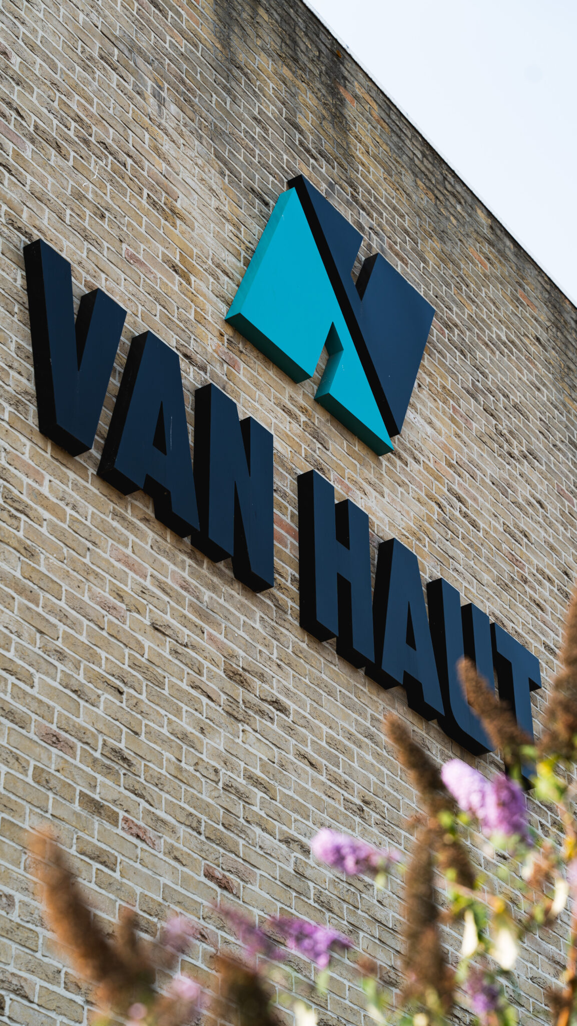 Over ons - Van Haut NV